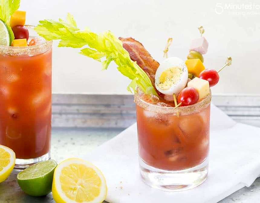 5 World Famous Traditional Cocktails - Food Blog